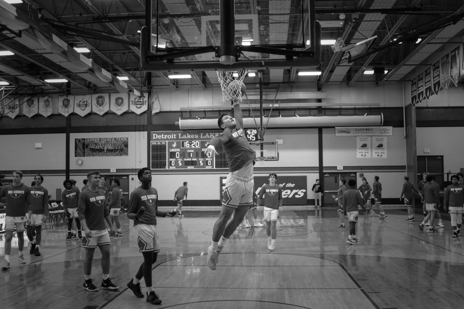 The benefits of playing multiple sports – Knight Errant